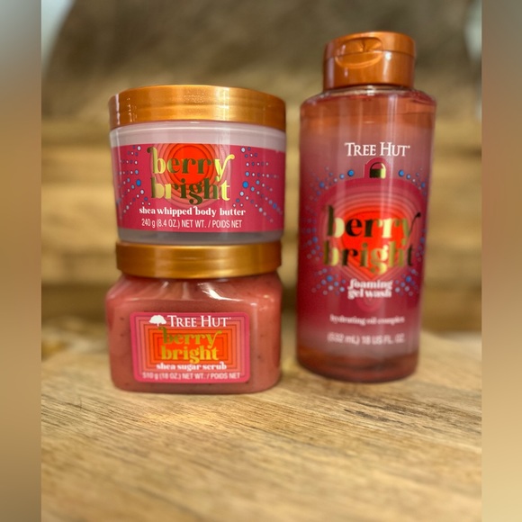 tree hut | Bath & Body | Tree Hut Berry Bright Set | Poshmark